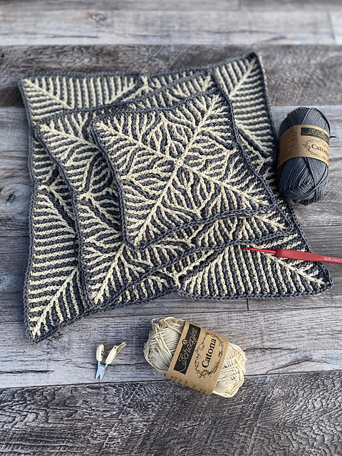 Ravelry: taemombo's Archway Square project