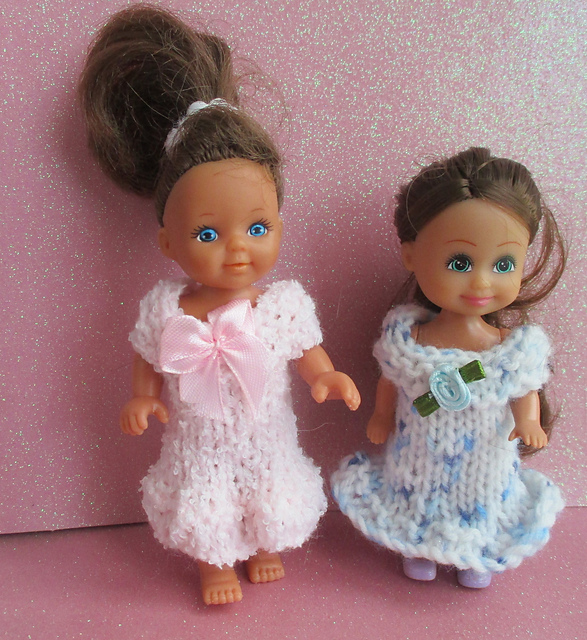Ravelry: Poppy 4 inch Dolls Dress pattern by taffylass knits