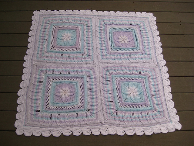 Ravelry: takdpm's Leaf Counterpane Baby Blanket with Applied Leaf Border
