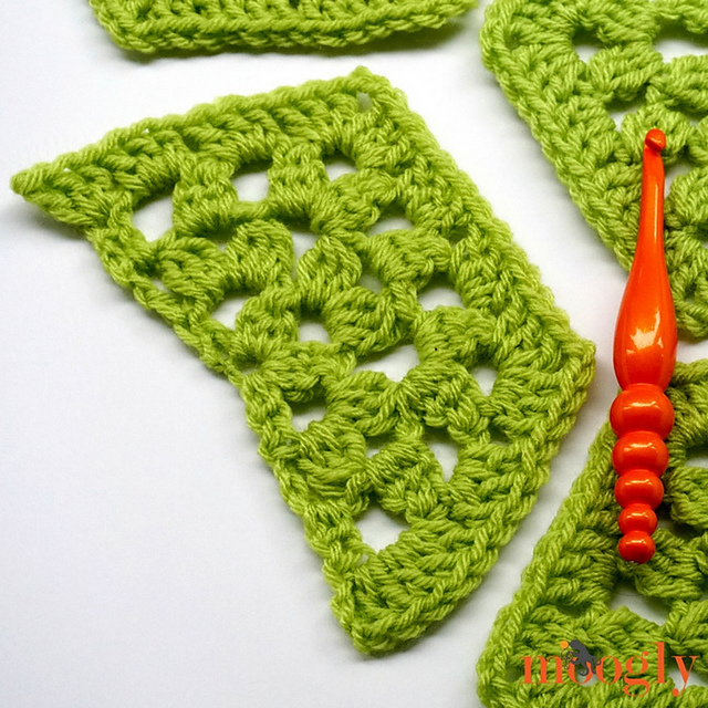 Ravelry: Traditional Half Hexagon Motif pattern by Tamara Kelly