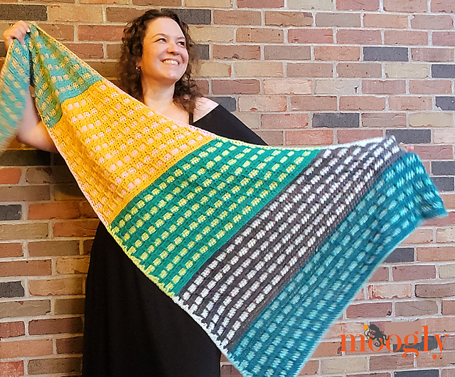 Ravelry: Brick Row Shawl pattern by Tamara Kelly