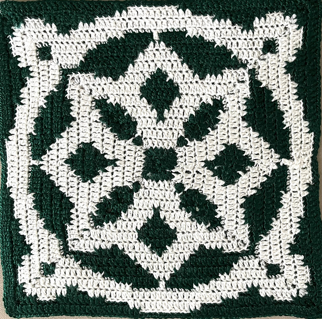 Ravelry: REYKJAVIK mosaic square pattern by Tatyana Shalkharova