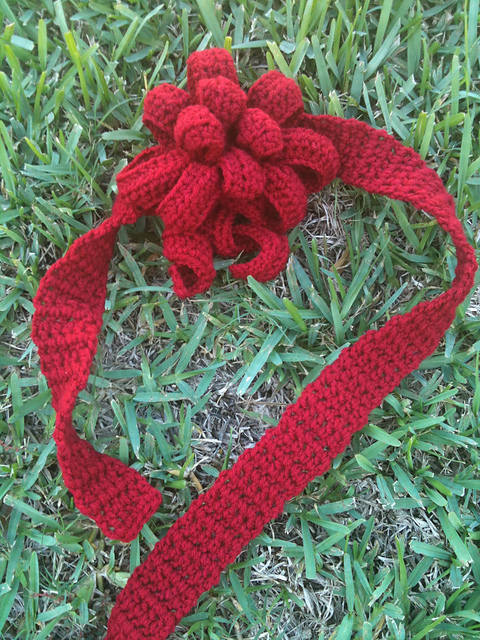 Ravelry: Maternity Belly and Baby Bow Wrap Belt pattern by Tanya Bernard