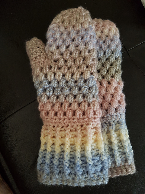 Ravelry: Puff Stitch Mittens pattern by The Wee House Of Crochet