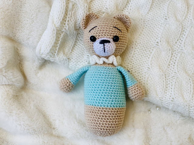 Ravelry: Baby Teddy Bear Cocoon pattern by LaMeTaArt