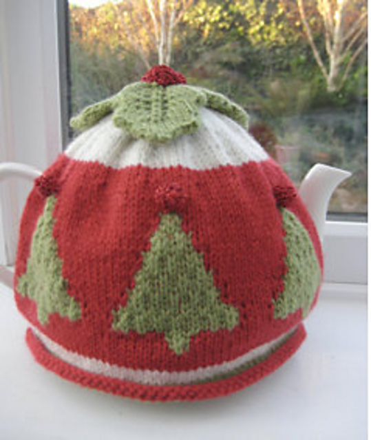 Ravelry: Merry Christmas Tea Cosy pattern by Dathúil Designs