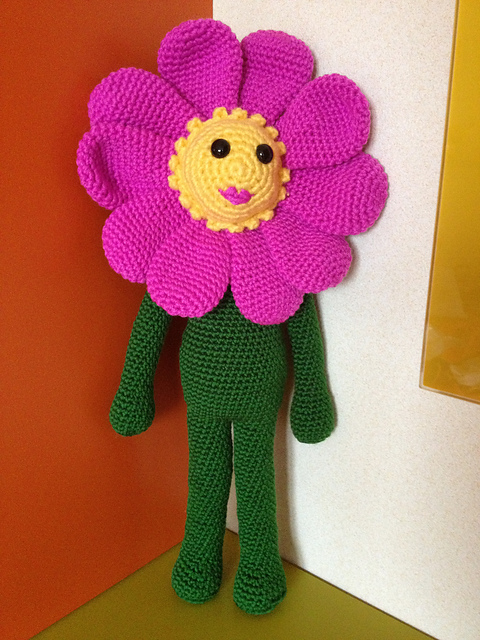 Ravelry: A flower toy called Rosita pattern by Teresa Alvarez