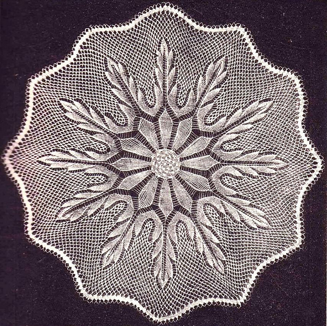 Ravelry: Marianne pattern by Marie Niedner and Gertrud Villforth