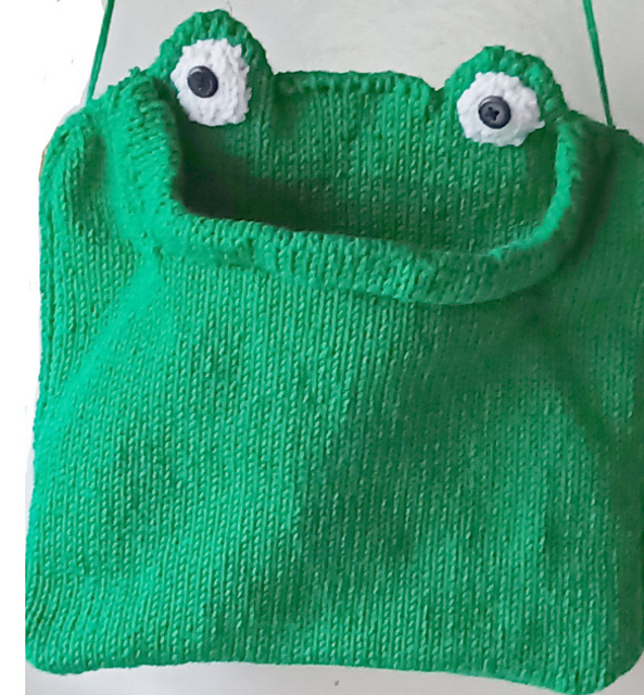 Ravelry: Frog Hamper pattern by Kathryn Doubrley-The Answer Lady