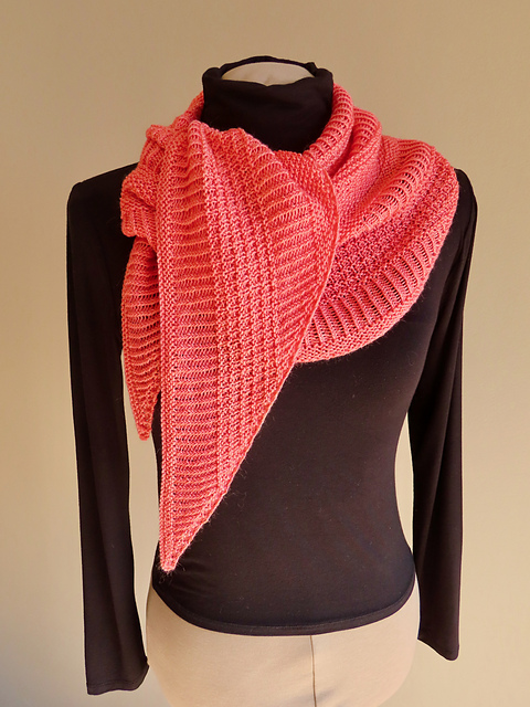 Ravelry: Crescent Moon pattern by The Crafty Geo