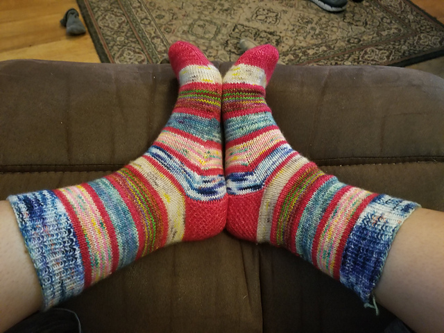 Ravelry: Scrappy Socks pattern by Kim Bieda