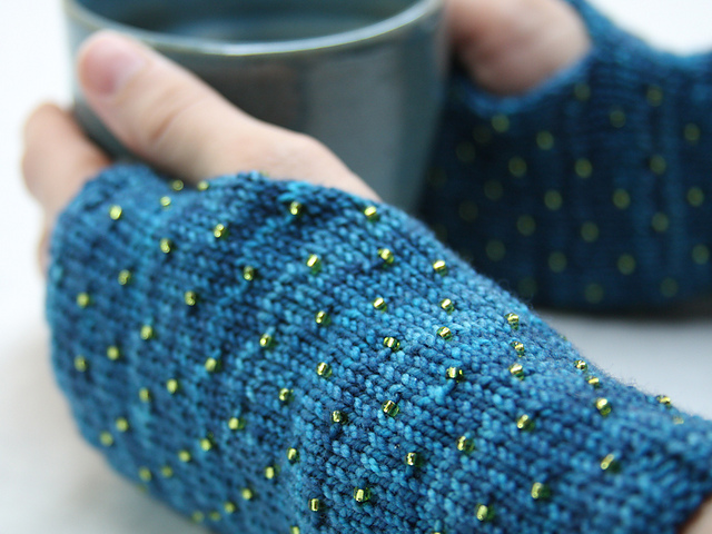Ravelry: Beaded Diamond Fingerless Mitts pattern by Lindsay English