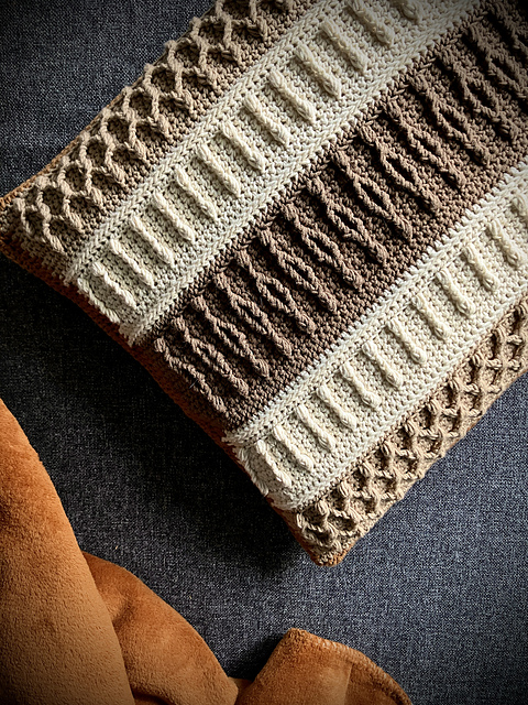 Ravelry: Kayu pattern by Mark Roseboom