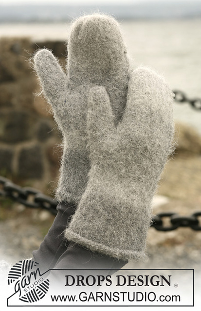 Ravelry: 103-32 Felted mittens pattern by DROPS design