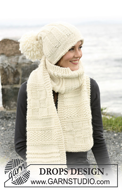 Ravelry: 102-12 a - Textured scarf pattern by DROPS design