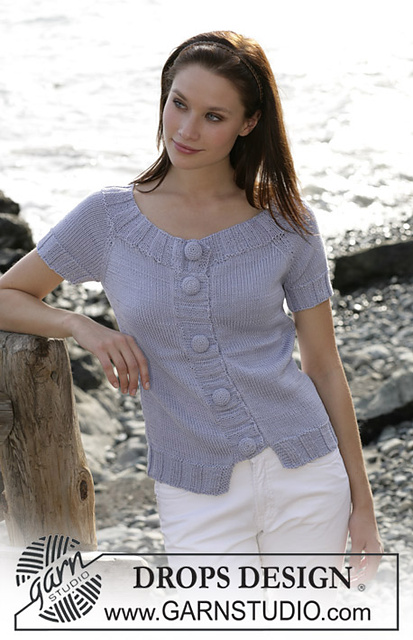 Ravelry: 101-14 Short-sleeved top with raglan sleeve pattern by DROPS ...