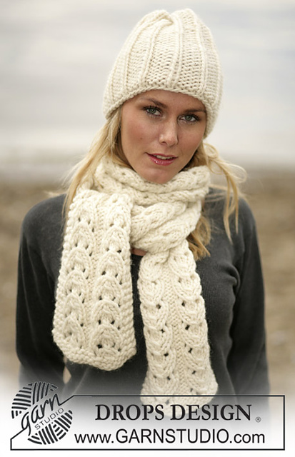 Ravelry: 98-28 b - Scarf pattern by DROPS design