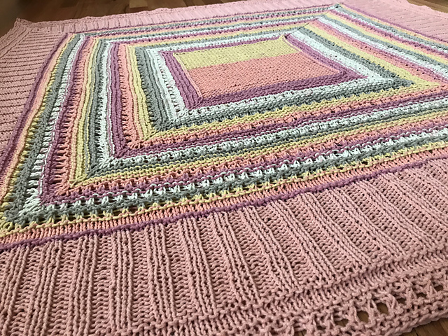 Ravelry: Charlie Square. pattern by Nick Davis