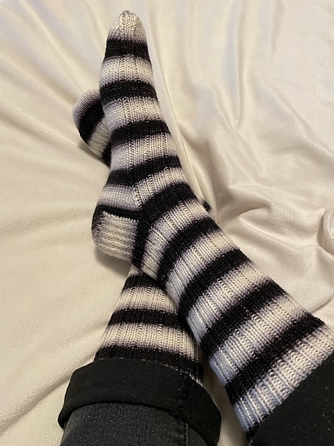 Ravelry: Knittin' Pretty Basic Sock pattern by Patricia Burrows