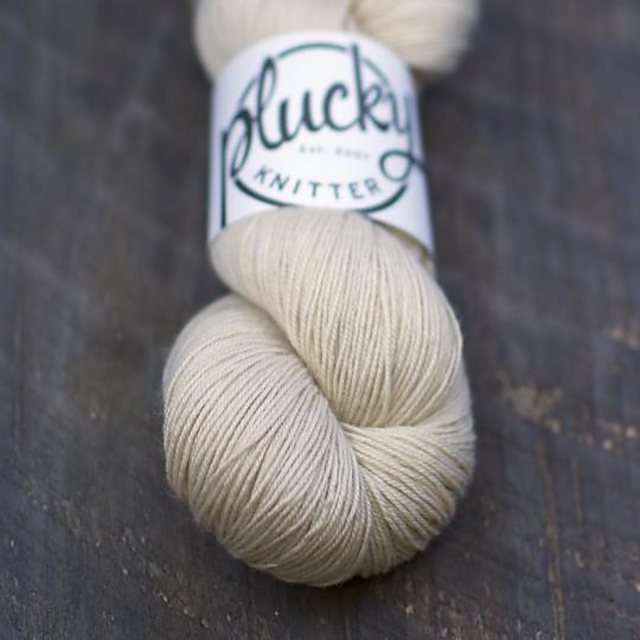 Ravelry: The Plucky Knitter Bello Fingering