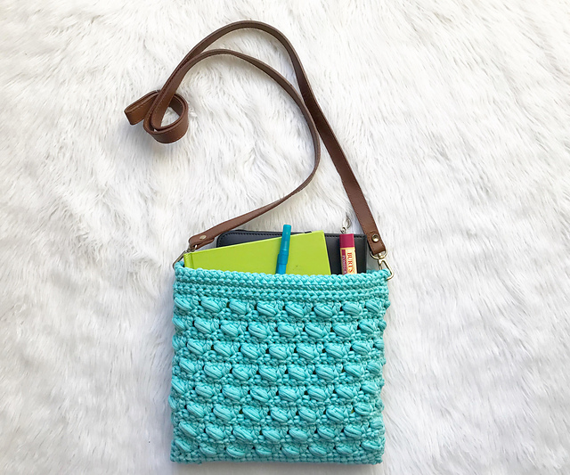 Ravelry: Summer Side Satchel pattern by The Purly Gates