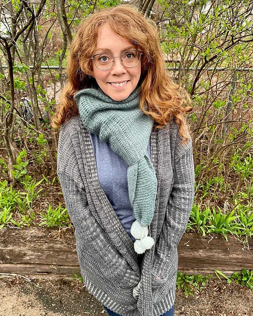 Ravelry: Feather Fall Scarf pattern by Alea Ellison