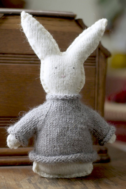 Ravelry: Soft Bunny pattern by Elizabeth Murphy