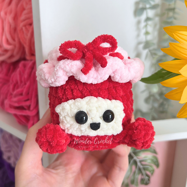 Ravelry: Cozy Jam Jar Plush pattern by Allison Wonder