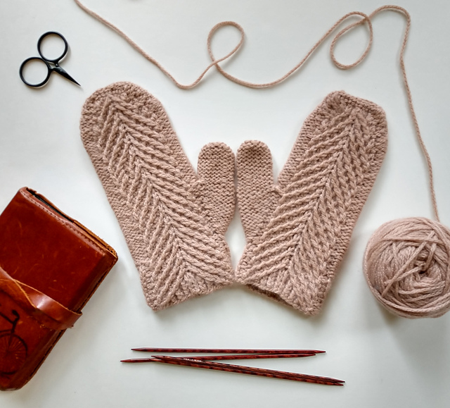 Ravelry: Rosemary Mittens pattern by Peter French