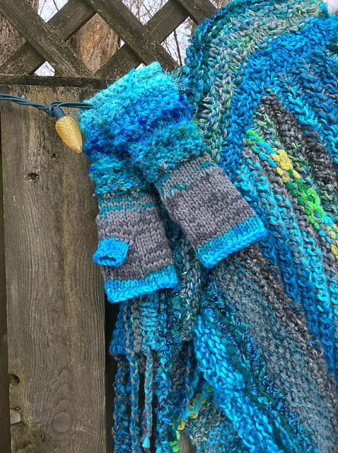 Ravelry: Wild Island Epic Gauntlets pattern by Cindy Burton