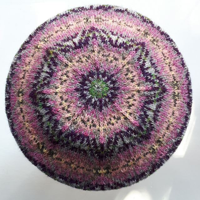 Ravelry: The Pink 'Un pattern by Cath Ward