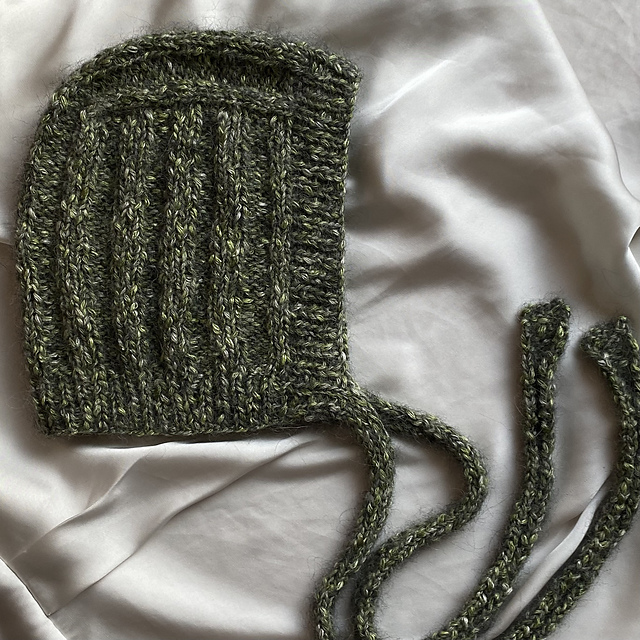 Ravelry: ribbed bonnet pattern by thread of kindness
