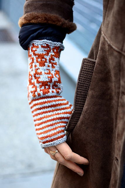 Ravelry: No Deer in Chinatown pattern by Kirsten Kapur