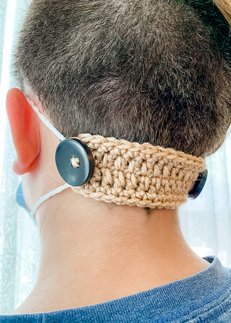 Ravelry: Ear Saver Mask Buddy pattern by Tia Davis