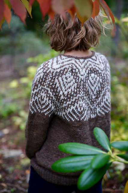 Ravelry: Kävyn koti pattern by Tiia Reho (@sysivilla)