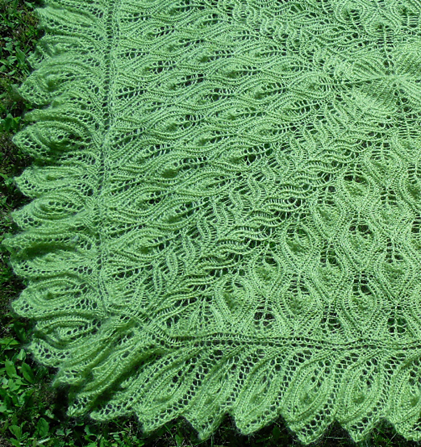 Ravelry: Lehtihuivi pattern by Tiiheli