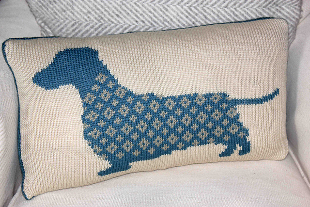 Ravelry: Dachshund pattern by Gary Kennedy (Intarsia)