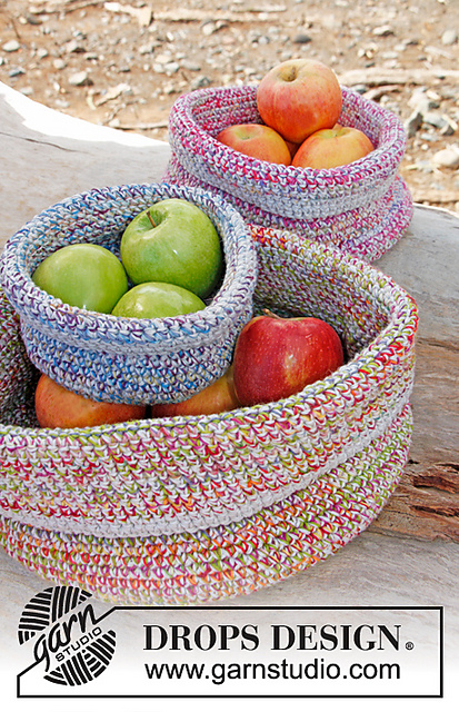 Ravelry: 147-23 Laura pattern by DROPS design