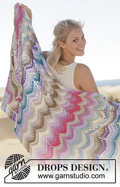 Ravelry: 155-37 Beach Party pattern by DROPS design