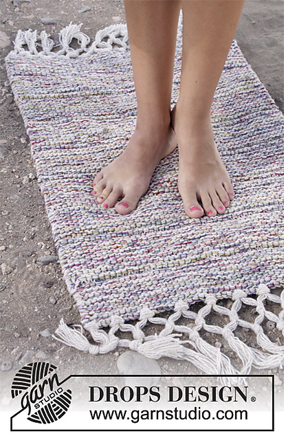 Ravelry: 152-29 Beach House pattern by DROPS design