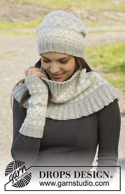 Ravelry: 157-9 Silver Dream Hat pattern by DROPS design