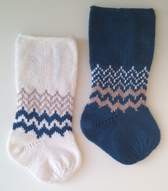 Ravelry: Here We Come-A-Chevroning Christmas Stocking pattern by ...