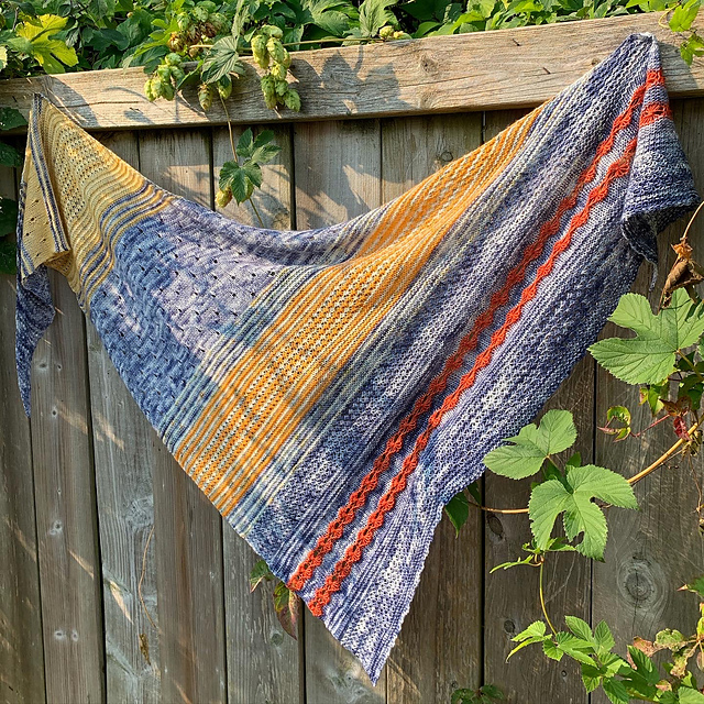 Ravelry: Find your Dreams Shawl pattern by Marie-Elyse Dugal