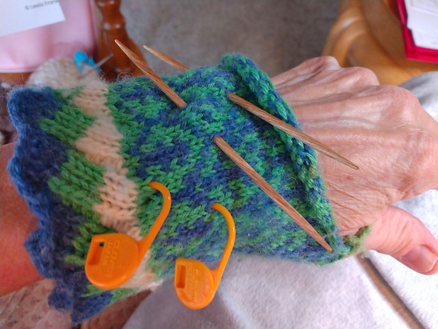 Ravelry: Knitter's Cable Cuff pattern by Tarezia Vitale