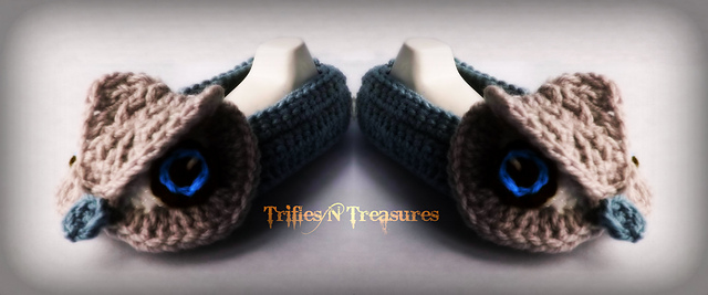 Ravelry: Kids Majestic Owl Slippers pattern by Tera Kulling