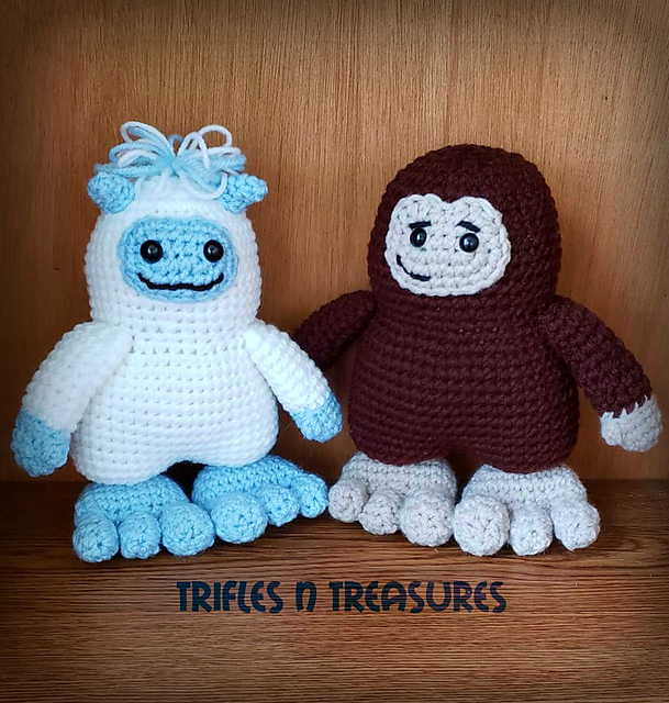 Ravelry: bIGfOOT and yETI pattern by Tera Kulling
