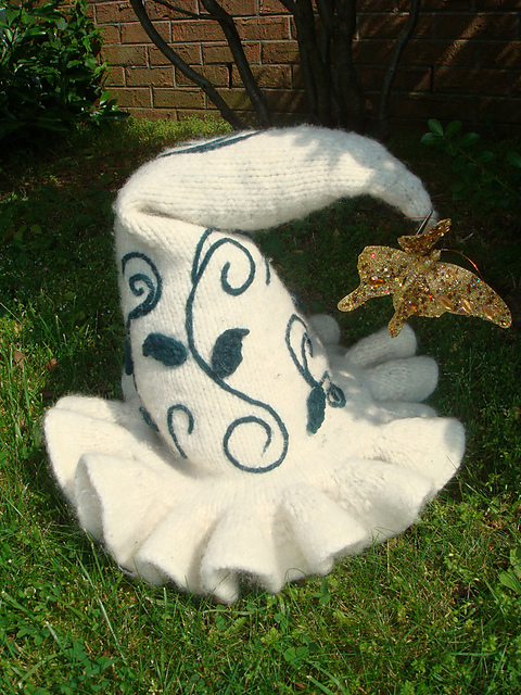 Ravelry: which witch pattern by Tonks