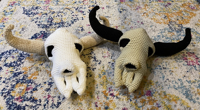 Ravelry: Cow Skull pattern by Tonya Fendley