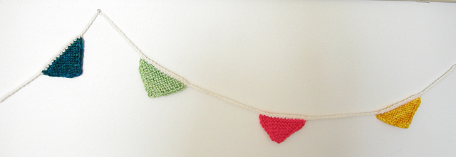 Ravelry: Bunting For Beginners pattern by The Knit Cafe Toronto