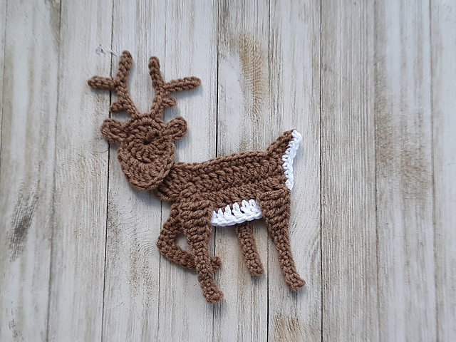 Ravelry: Backyard-Buck Deer Applique pattern by Rebecca A Lang